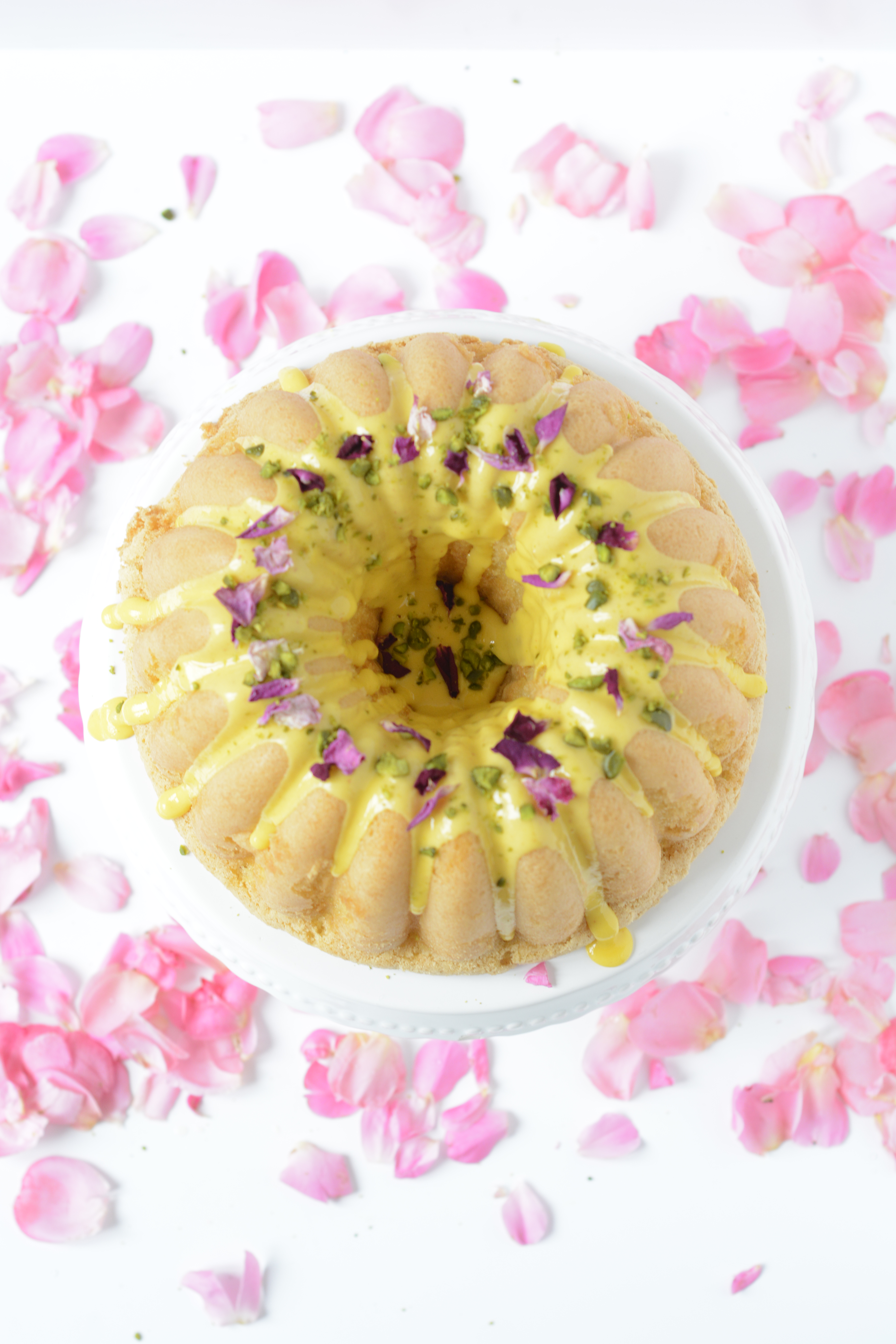 Ein Name wie ein Versprechen: Persian Love Cake - Die Backschwestern